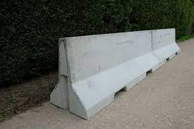 INTERLOCKING JERSEY BLOCK - Concrete Barriers Leeds